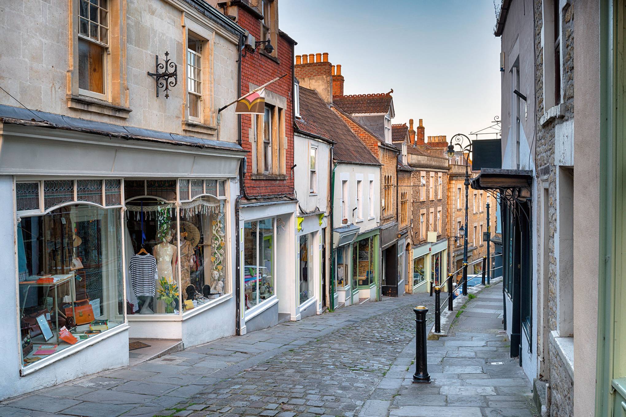 The best towns for antique shopping in the UK | CN Traveller