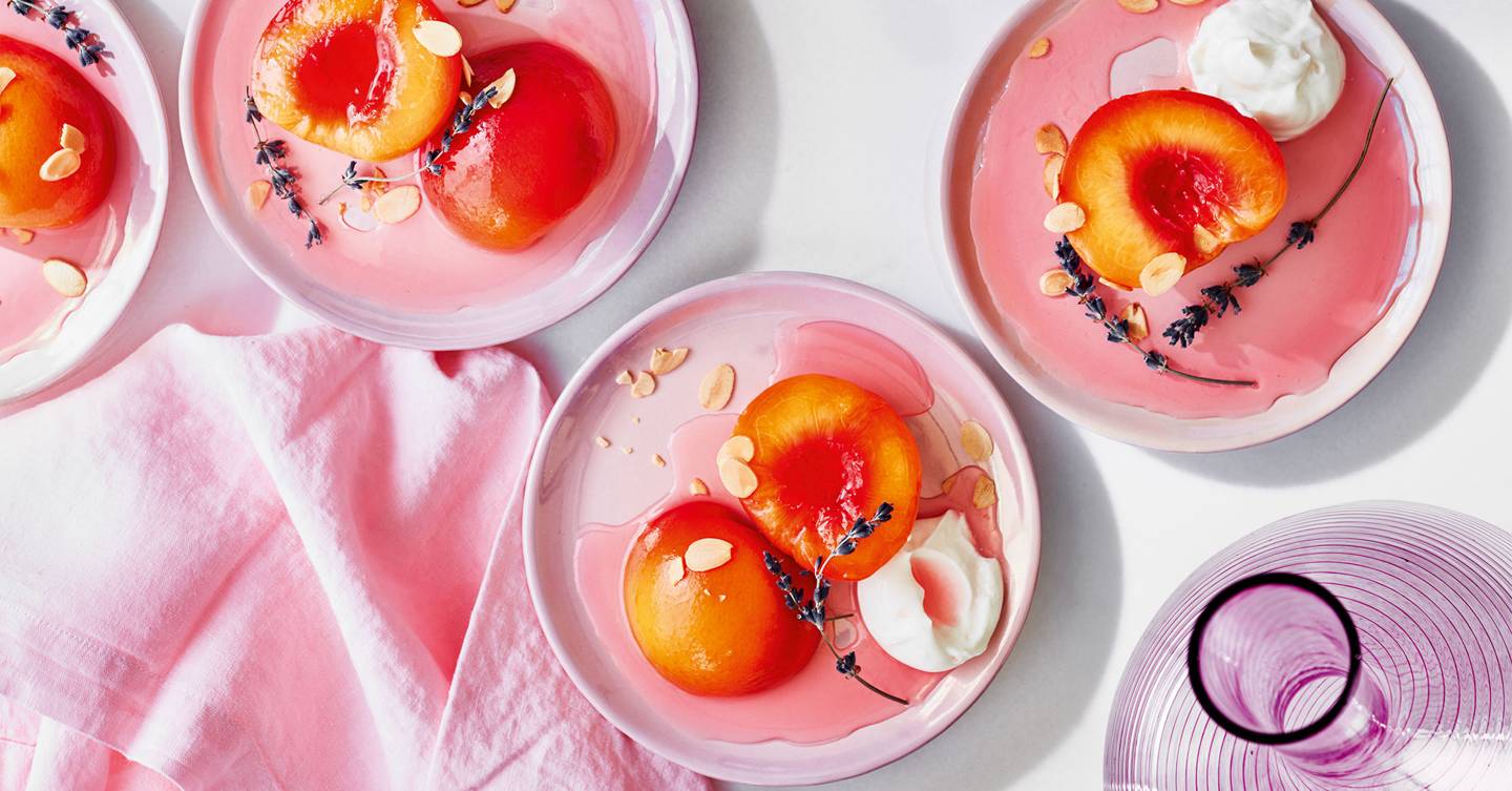 Poached peaches recipe | CN Traveller