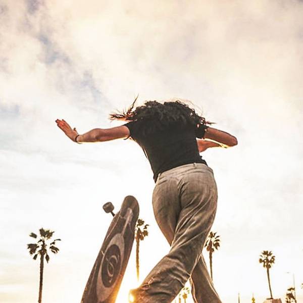 Longboarding women | CN Traveller