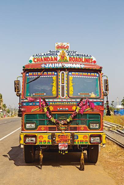 ‘Horn Please: The Decorated Trucks of India’ by Dan Eckstein | CN Traveller