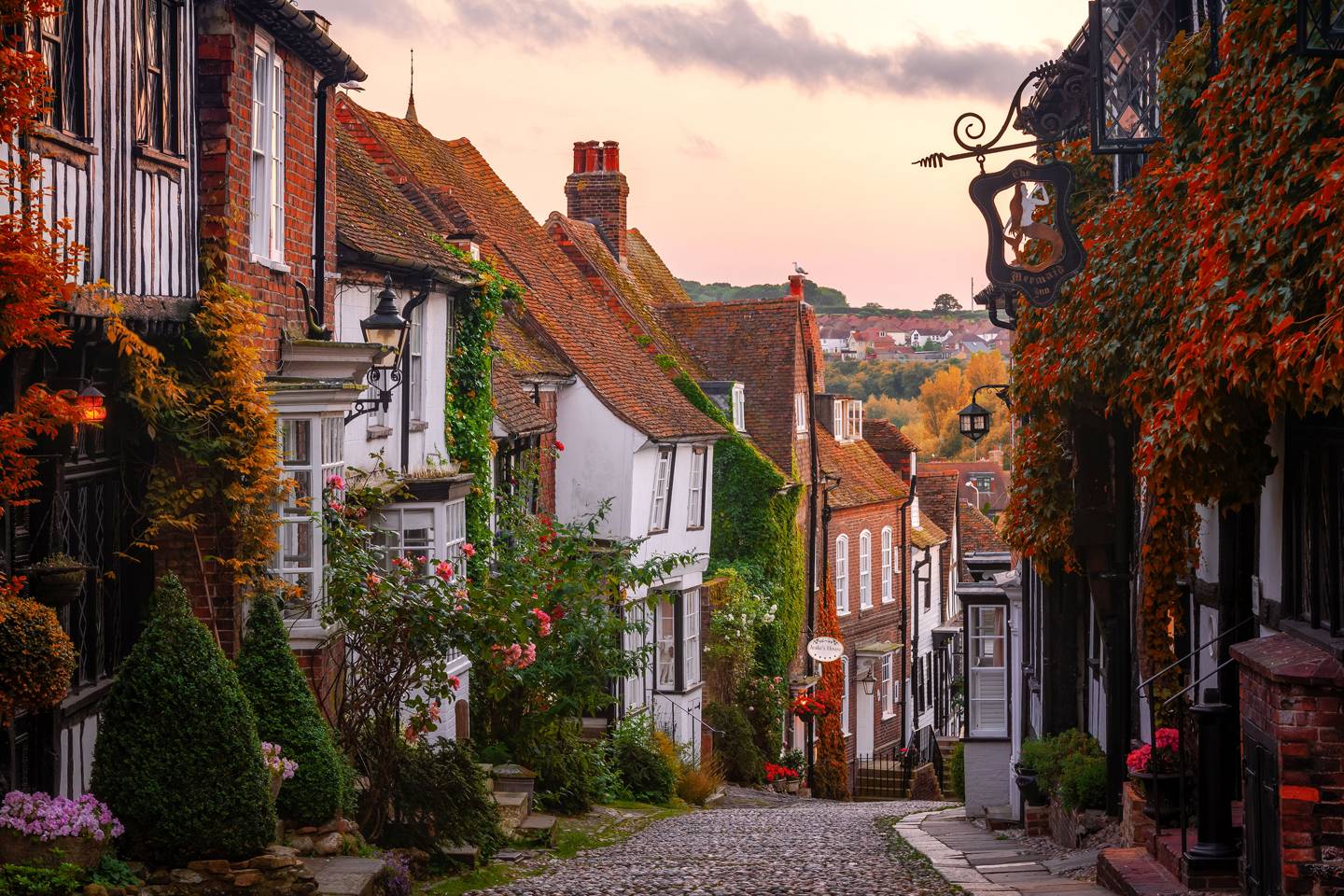 The best towns for antique shopping in the UK | CN Traveller