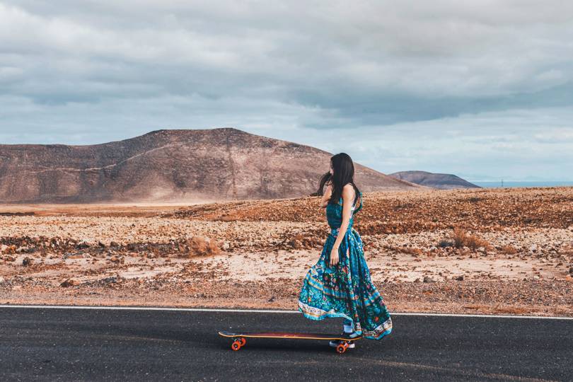 Longboarding women | CN Traveller