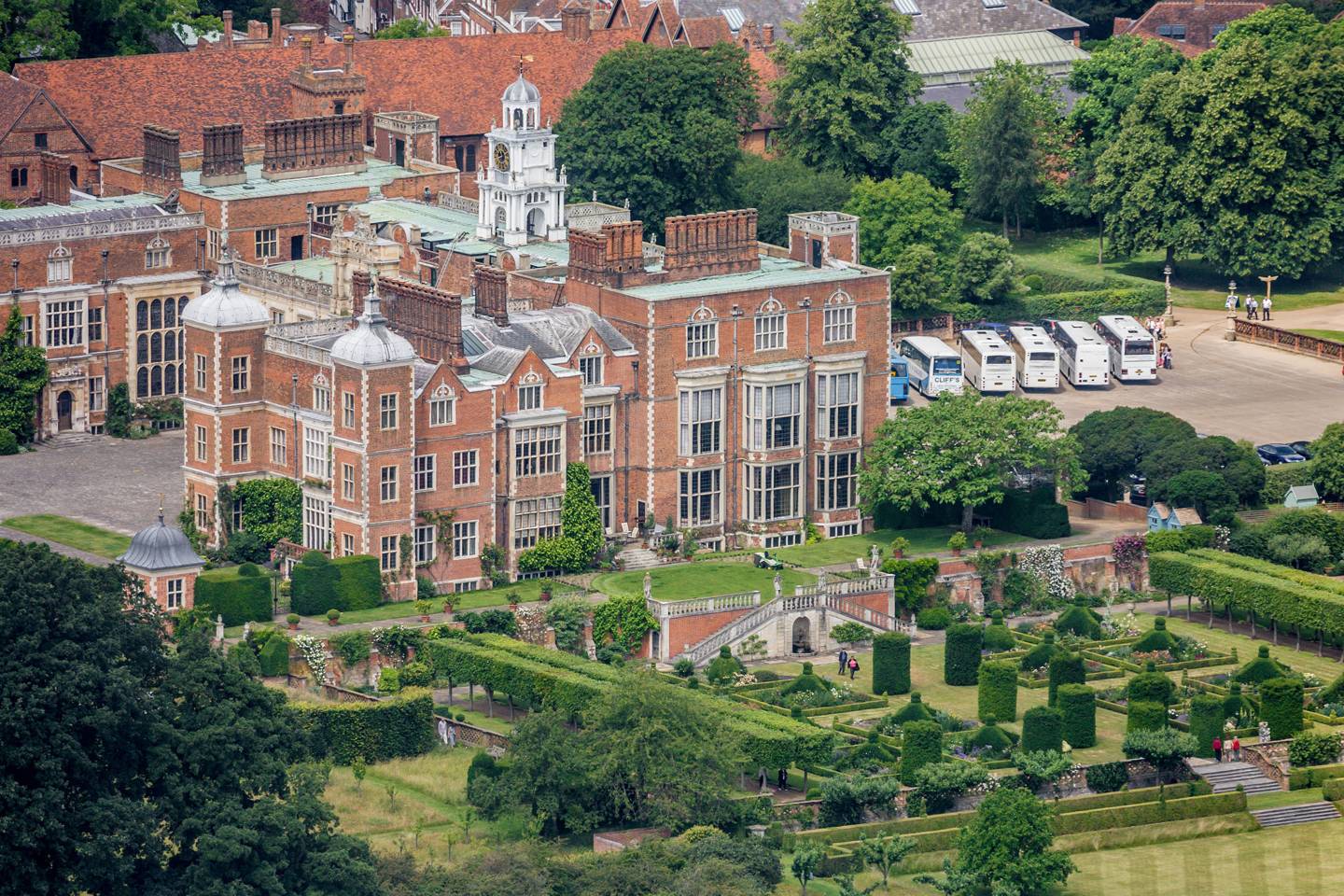 Where was Hot Fuzz filmed? | CN Traveller