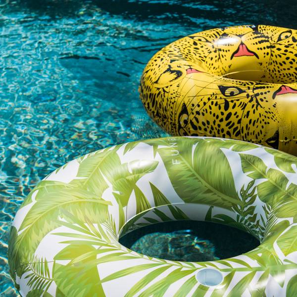 Pool floats for the summer | CN Traveller